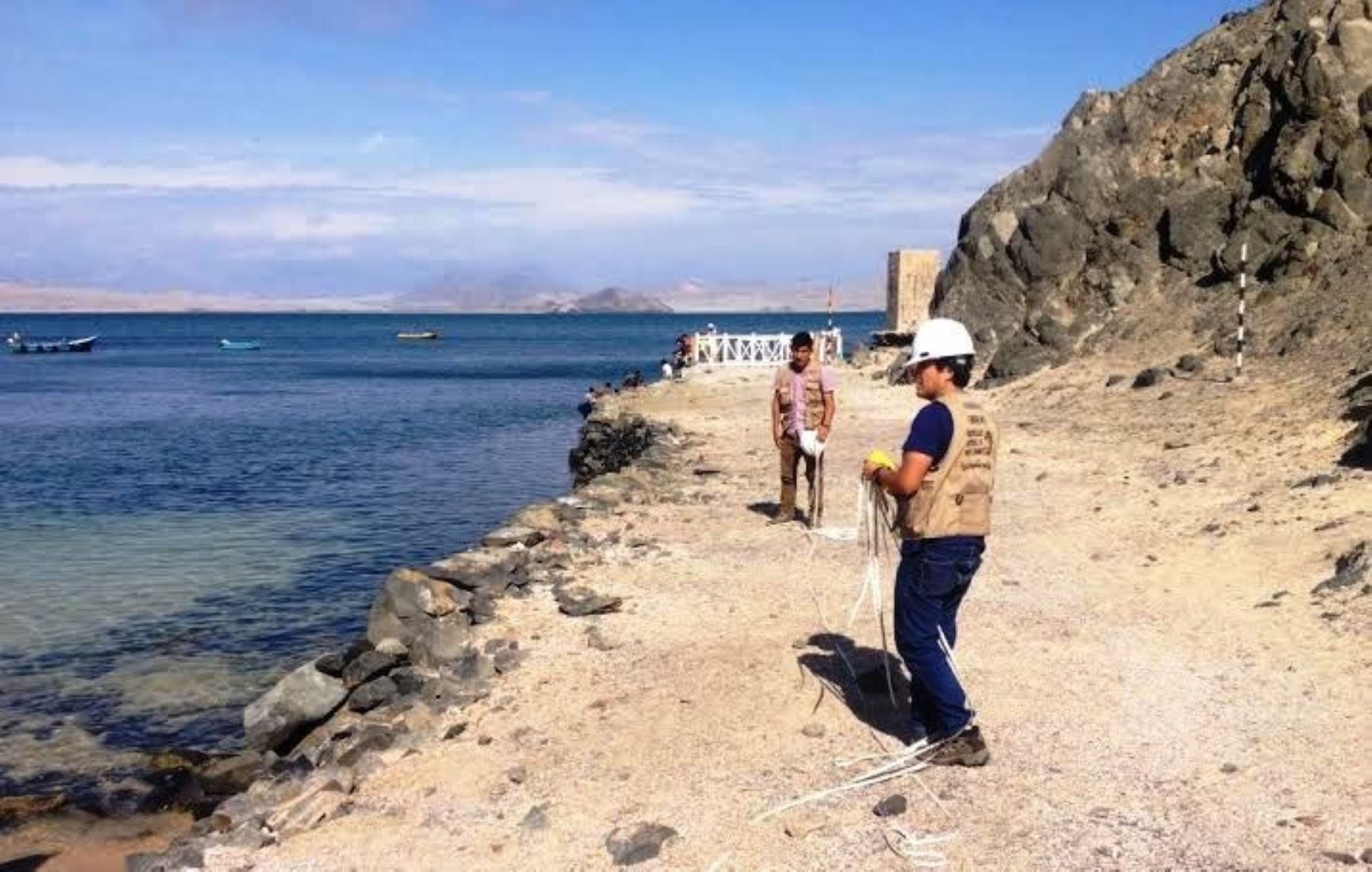 Playa Caleta Colorada contará con nuevo muelle para turistas | TVPerú